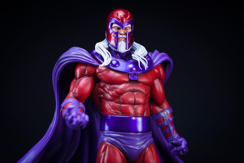 Ultimate Magneto 1/4 Scale Custom Statue - Unboxing Bros