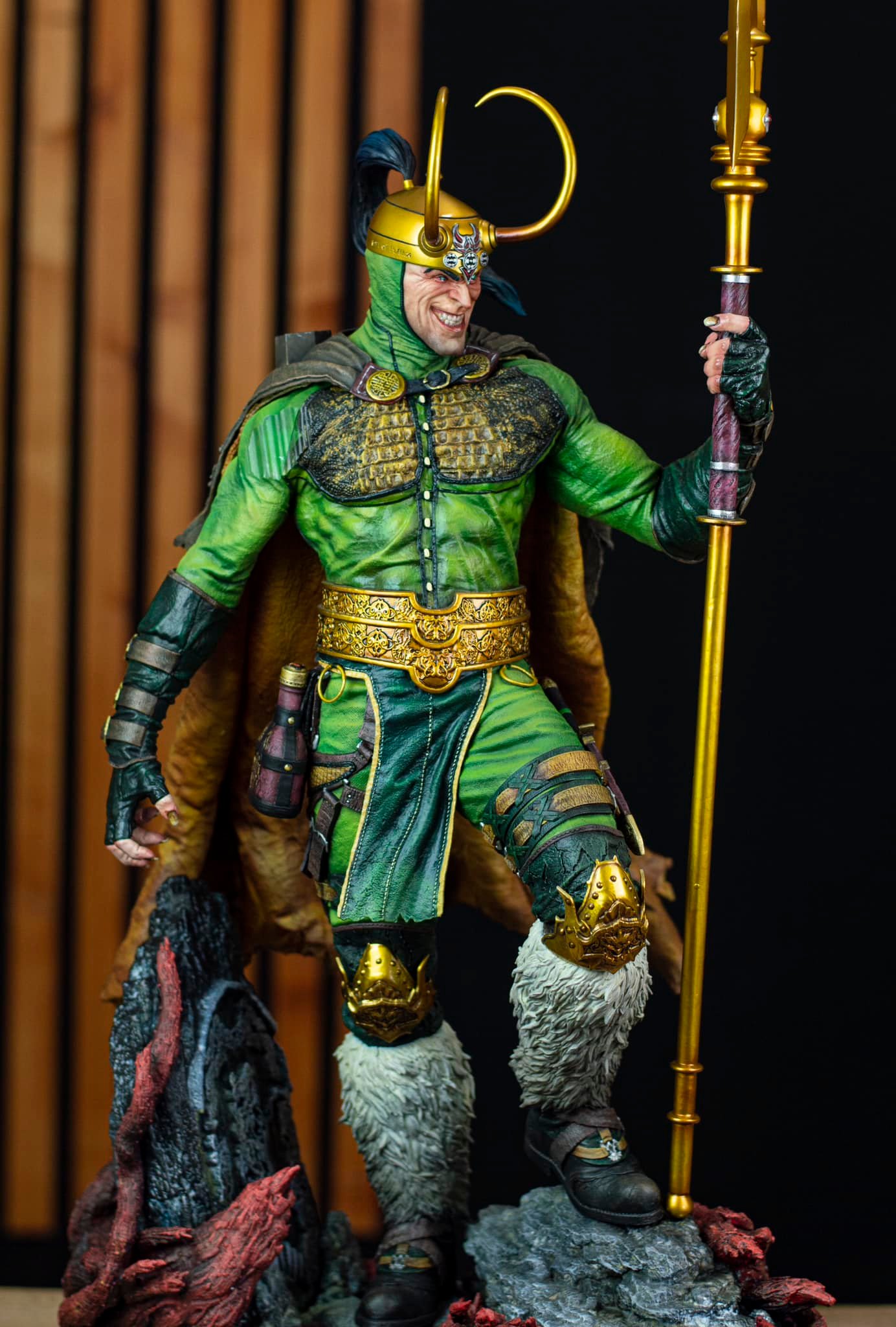 Loki 1/4 Scale Custom Statue - Unboxing Bros