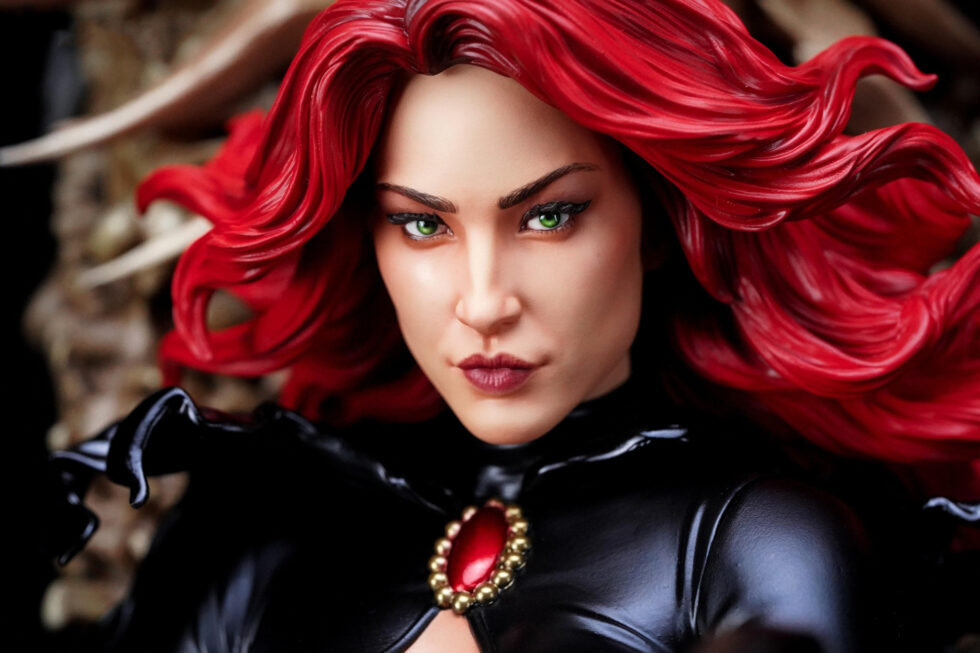 Madelyne Pryor on Throne 1/4 Scale Custom Statue - Unboxing Bros